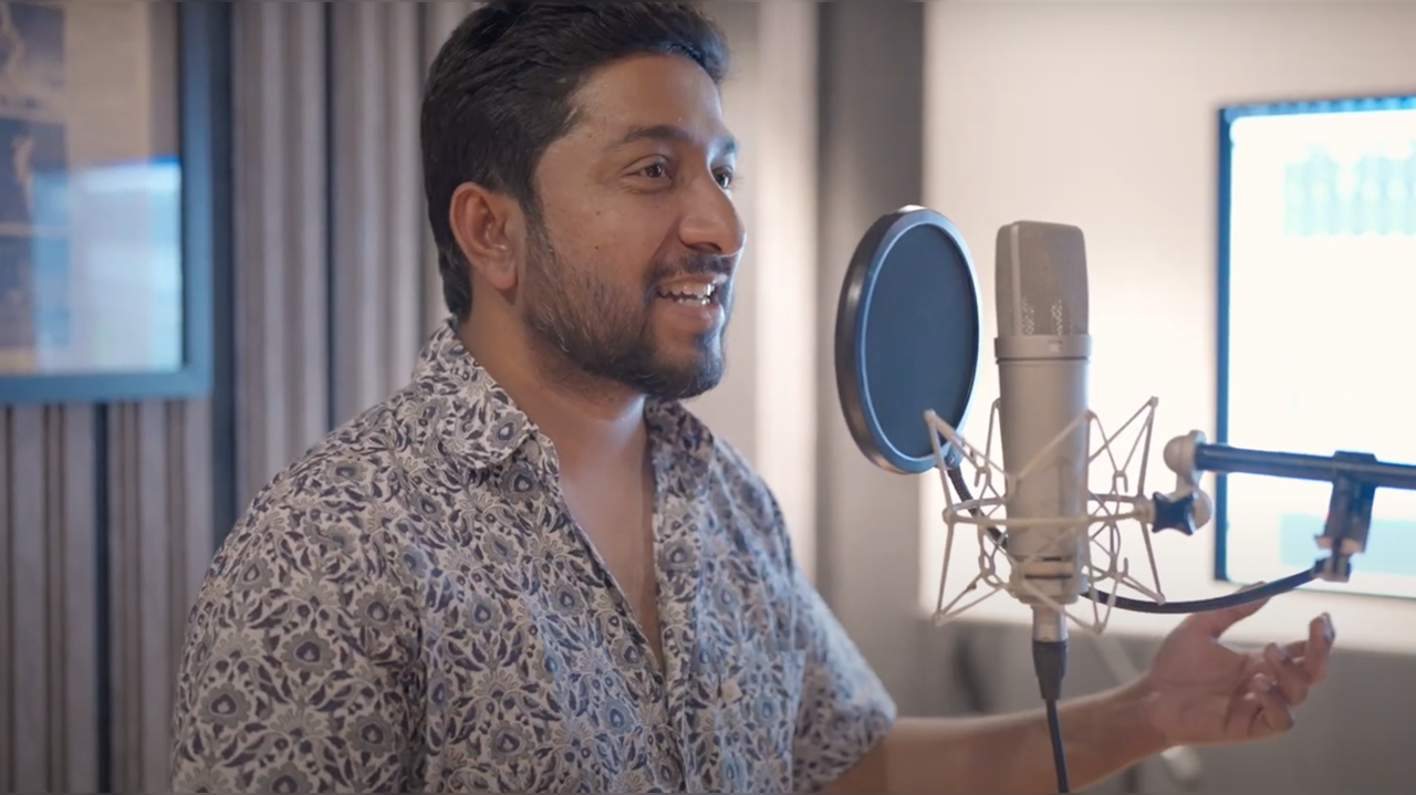 Vineeth Sreenivasan Recording For Thelivanam Song From Manorajyam | Watch Video | Times Now