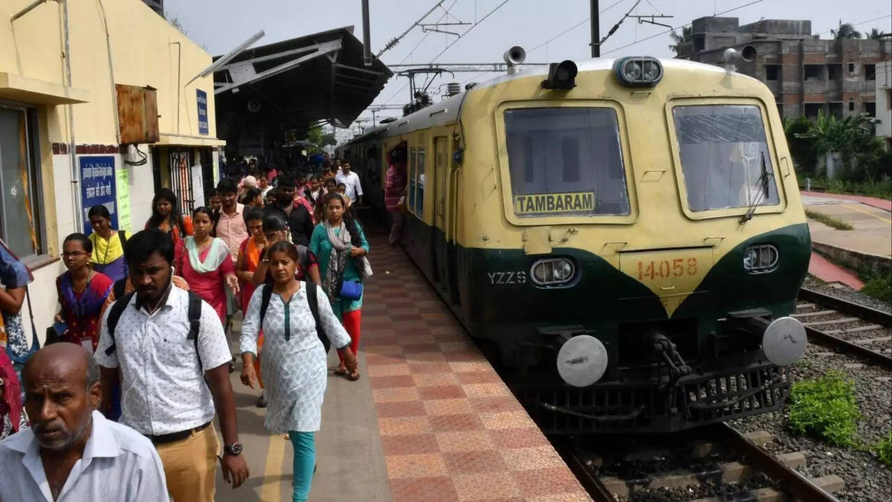 Chennai Local Train Service: முக்கிய வழித்தடங்களில் இன்று சென்னை ...