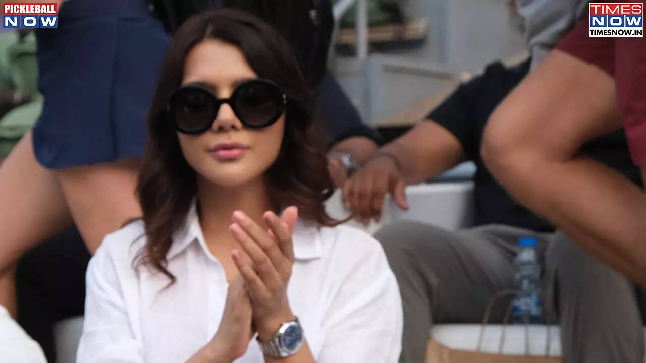 Glitz & Glam: Model Ruhi Singh Graces PWR DUPR India Masters FINAL ...
