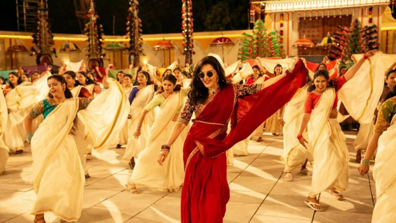 manasilaayo video song from vettaiyan rajinikanth manju warrier ...