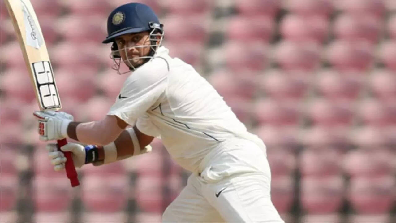 'Being One Of The Greatest Captains..': MS Dhoni Recalls Handing Sourav ...