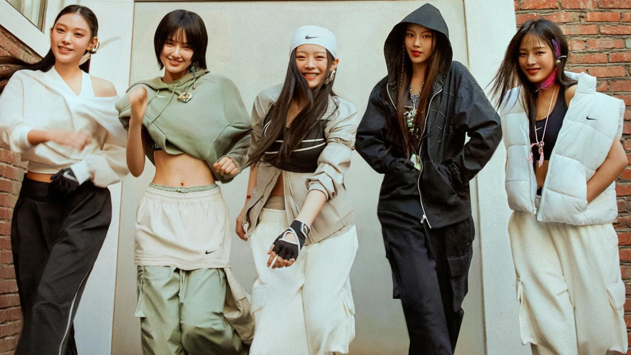 NewJeans Latest Photos: NewJeans Members Hanni, Haerin, Minji, Danielle ...