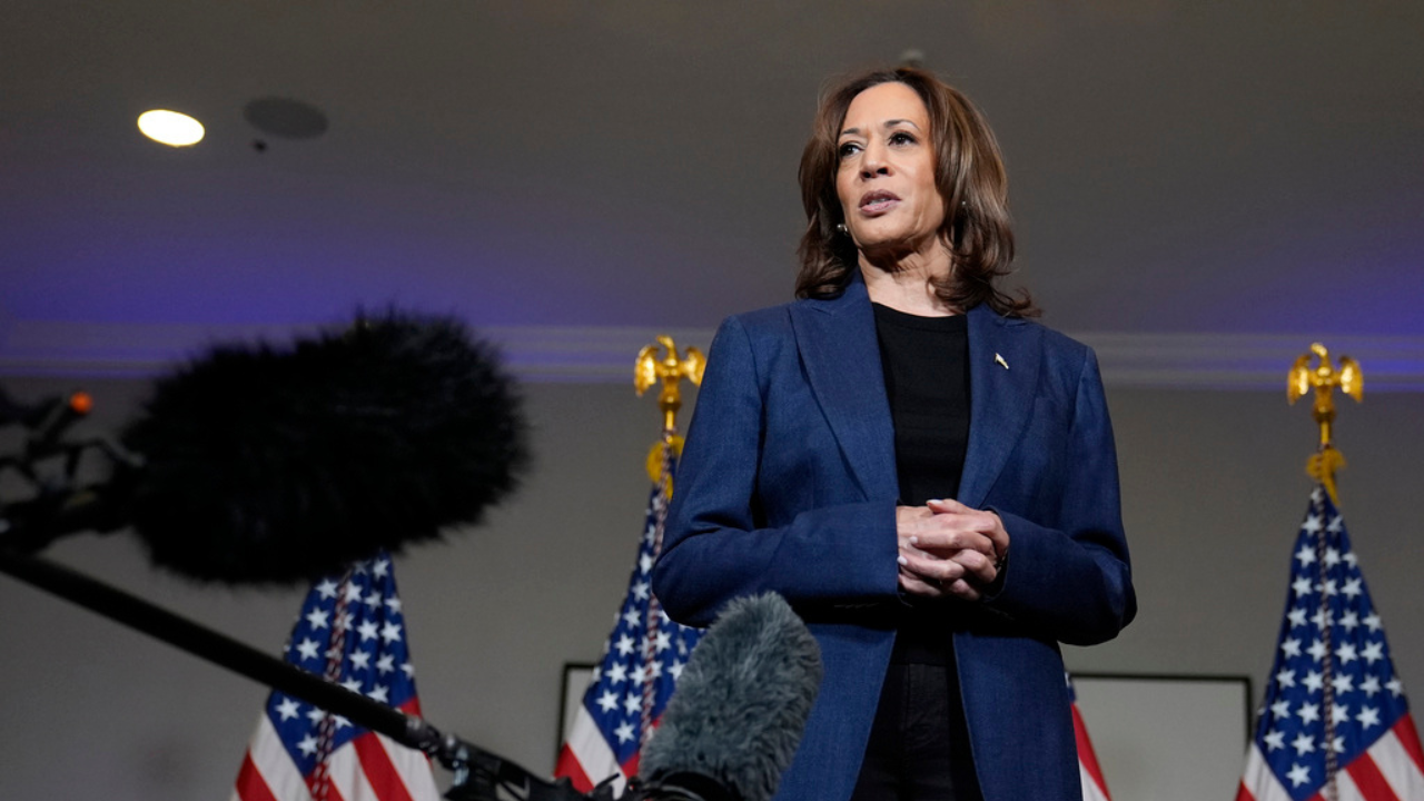 'Don't Ever Give Up': Kamala Harris Gives Hope To Supporters In ...