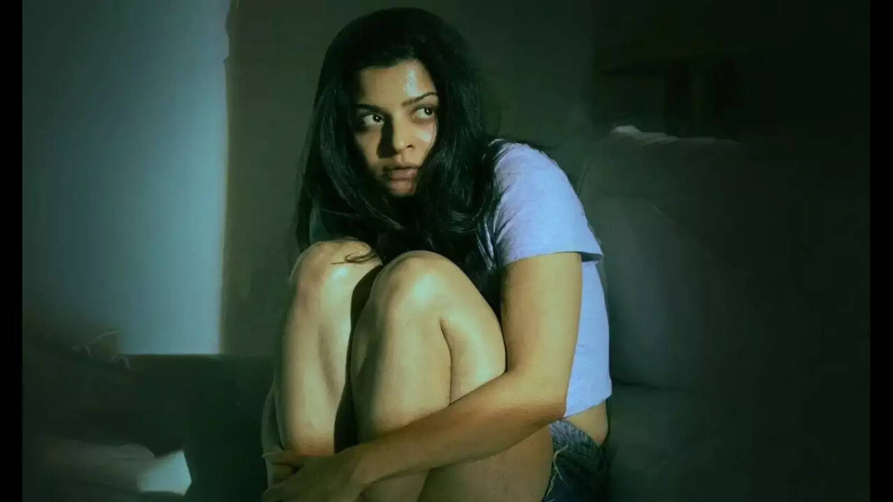 Fear Movie Review: A Fairly Engaging Thriller | Times Now