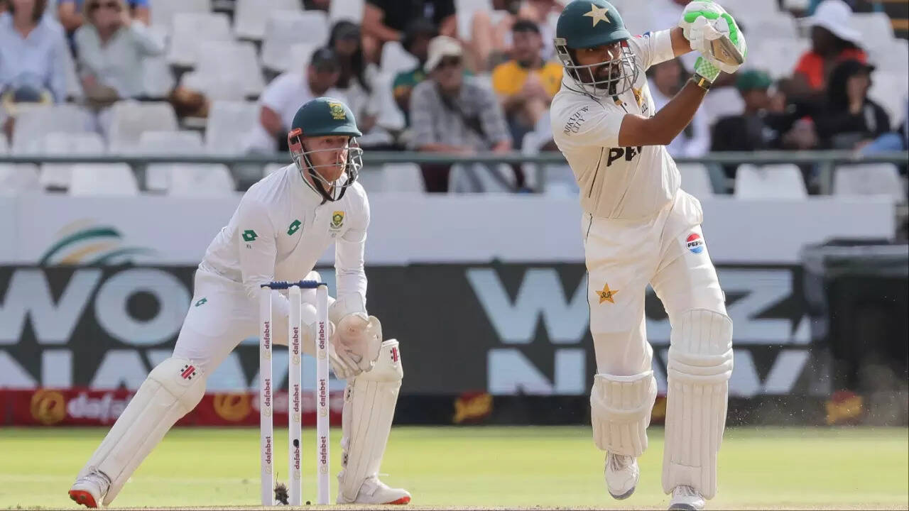 Babar Azam Engages In Verbal Duel With Wiaan Mulder, Aiden Markram Comes In To Mediate- WATCH ...
