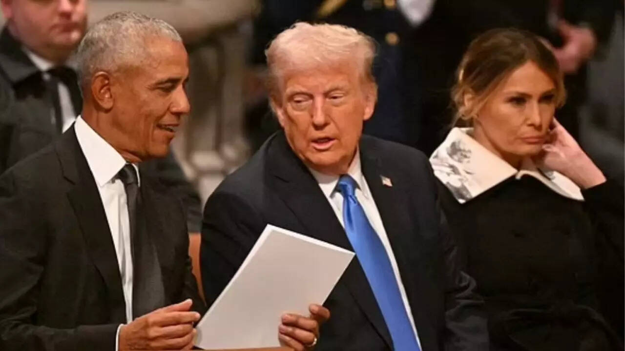 Trump, Obama 'Chatting' At Jimmy Carter's Funeral | VIDEO | Times Now