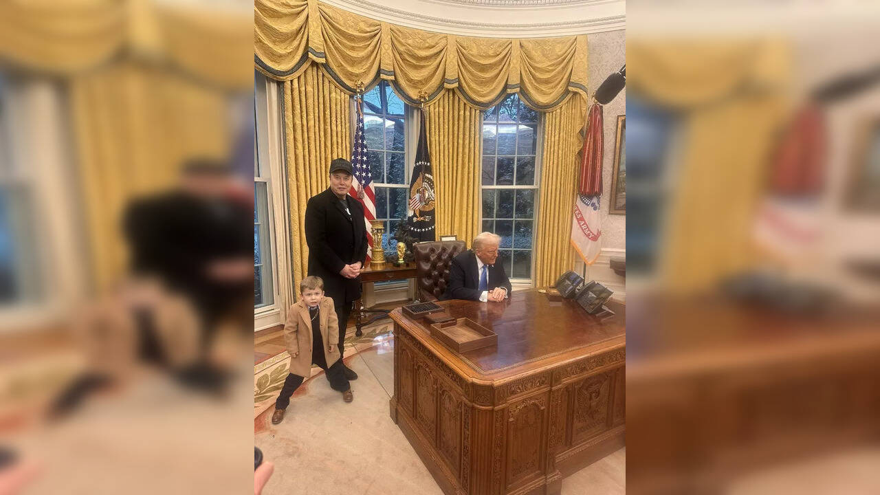 Donald Trump Switches Oval Desk After Elon Musk's Son Makes ...