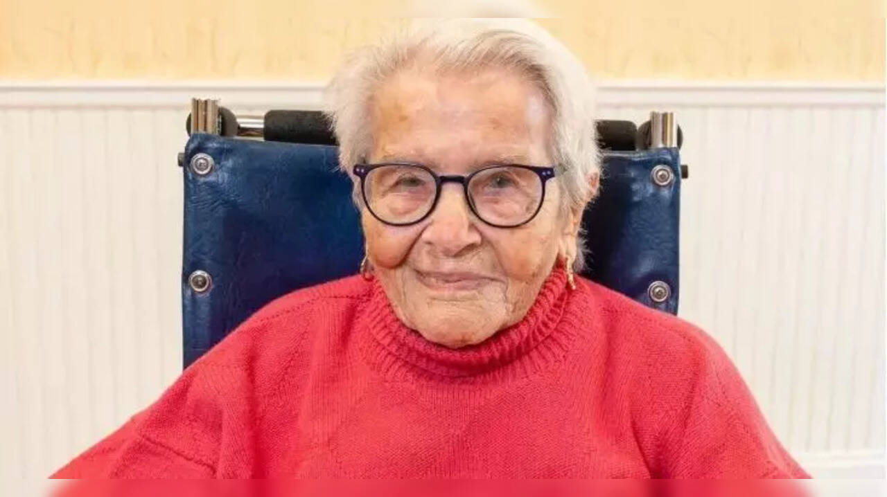 Oldest Holocaust Survivor, Rose Girone, Dies at 113 | Times Now