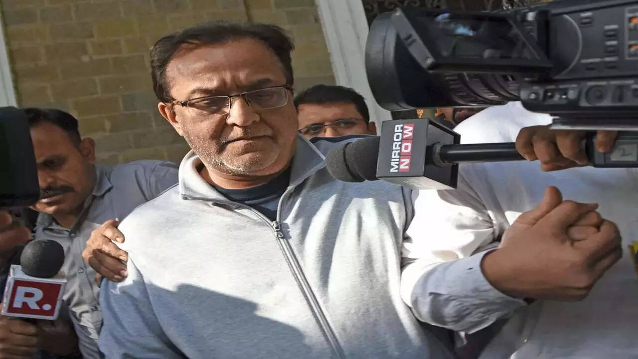 Yes Bank fraud case: Rana Kapoor, Gautam Thapar get bail | Companies ...