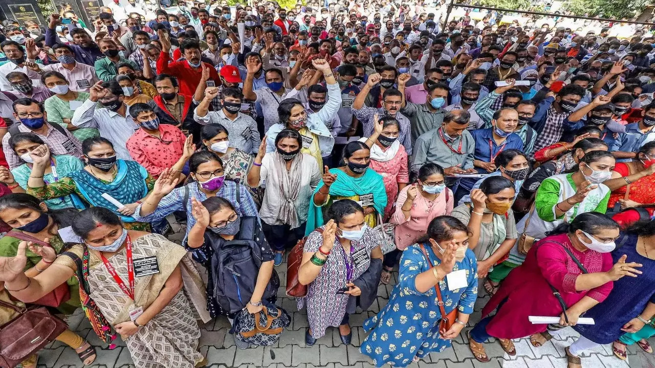 Bank strike on Feb 23-24 moved to March. Details here | Personal ...