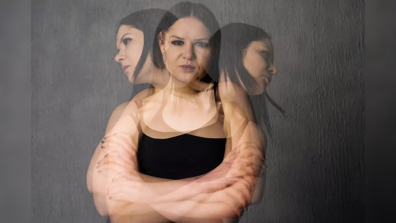 Multiple personality disorder day 2022: Warning signs of the condition ...