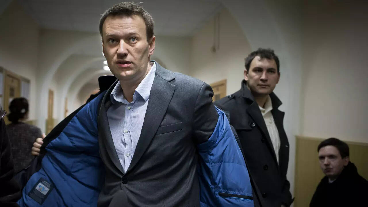 Kremlin Critic Alexei Navalny Sentenced To 9 Years In Jail By Russian Court