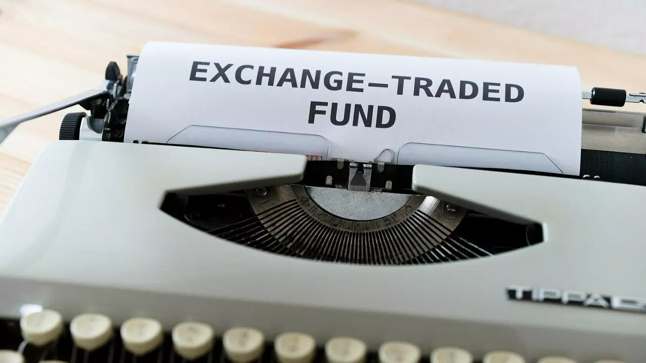 What are exchange-traded funds? How they work | Personal Finance News ...