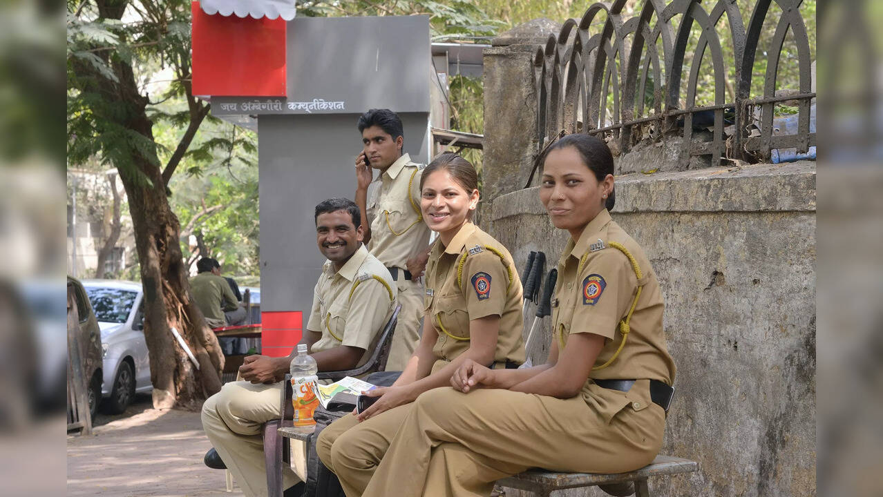 How to join Police: Educational qualifications, exams, physical ...