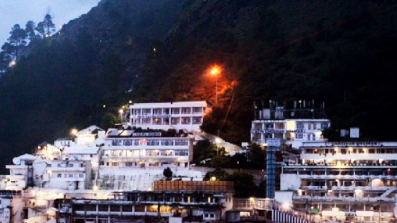 Vaishno Devi shrine: Skywalk, New Durga Bhawan, 1,281-metre ropeway facilities approved | India ...