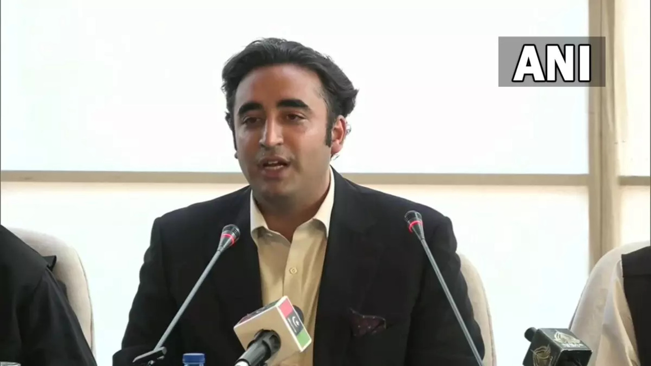 PPP chairman Bilawal Bhutto Zardari takes oath as Pakistan's foreign ...