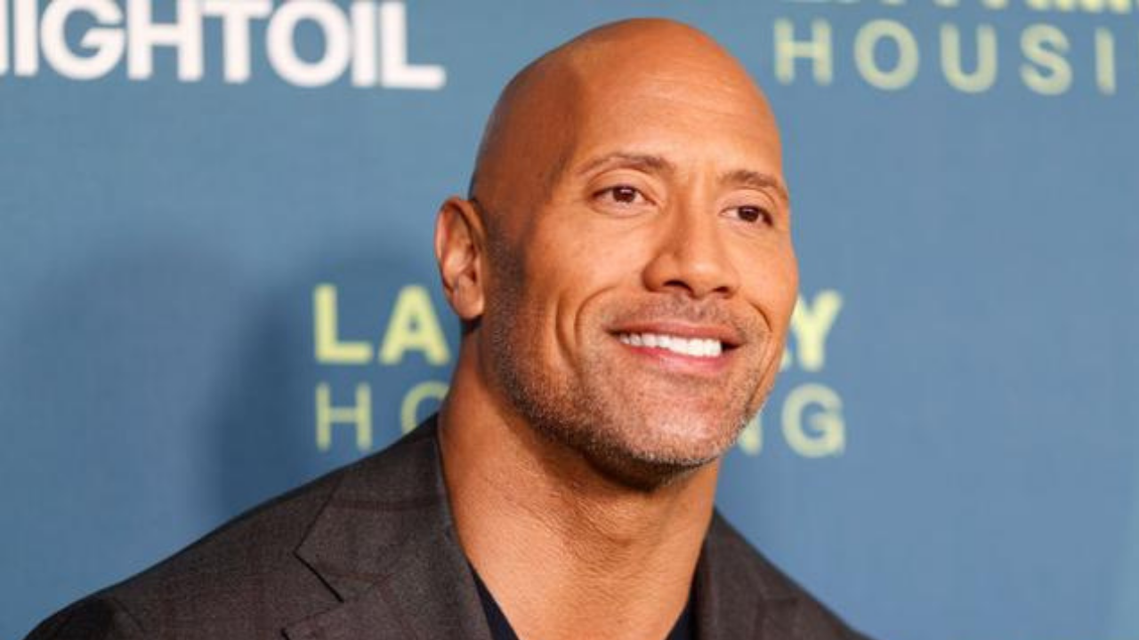 Dwayne Johnson eats 7 meals, 6,000 calories a day! Crazy facts about ...