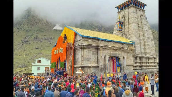 Kedarnath witnesses huge influx of pilgrims, ITBP deployed for crowd ...