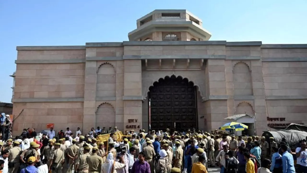Amid Gyanvapi mosque survey row, Places of Worship Act takes centre ...