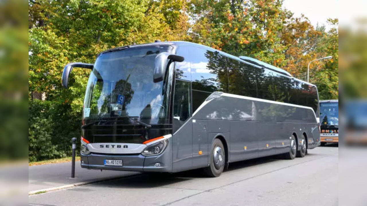 Pune: '100 MSRTC e-buses 'Shivai' to ply on Pune to Mumbai route soon ...