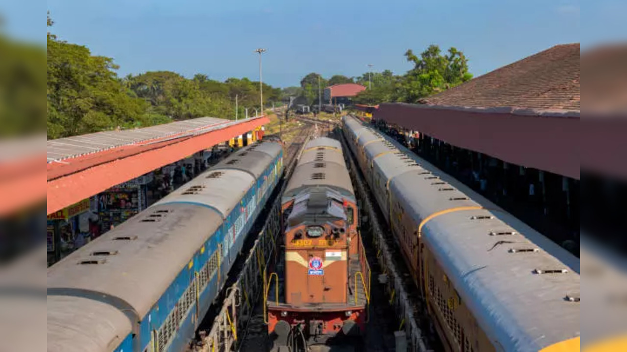 Not looking to increase convenience fee: IRCTC | Companies News, Times Now