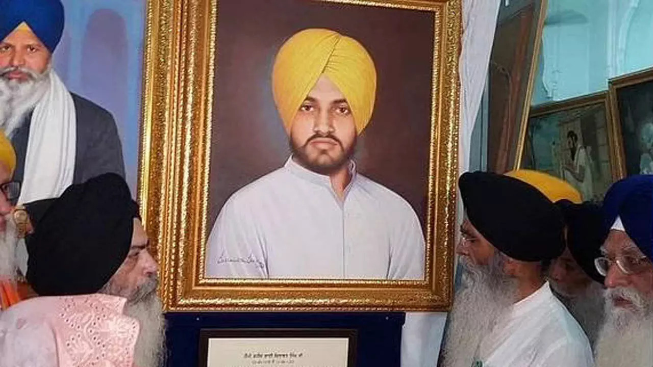 Who was Dilawar Singh and why his portrait at Amritsar Golden Temple ...