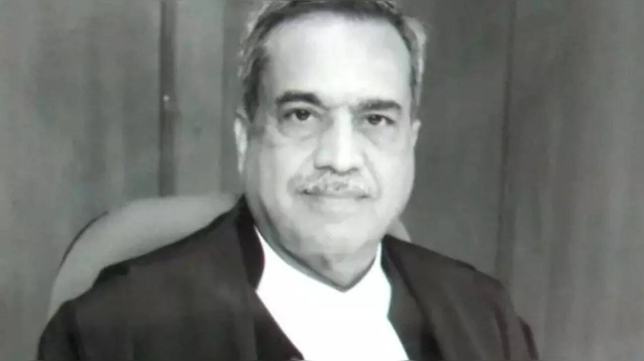 Supreme Court Judge MR Shah undergoes angioplasty, stable now | India ...