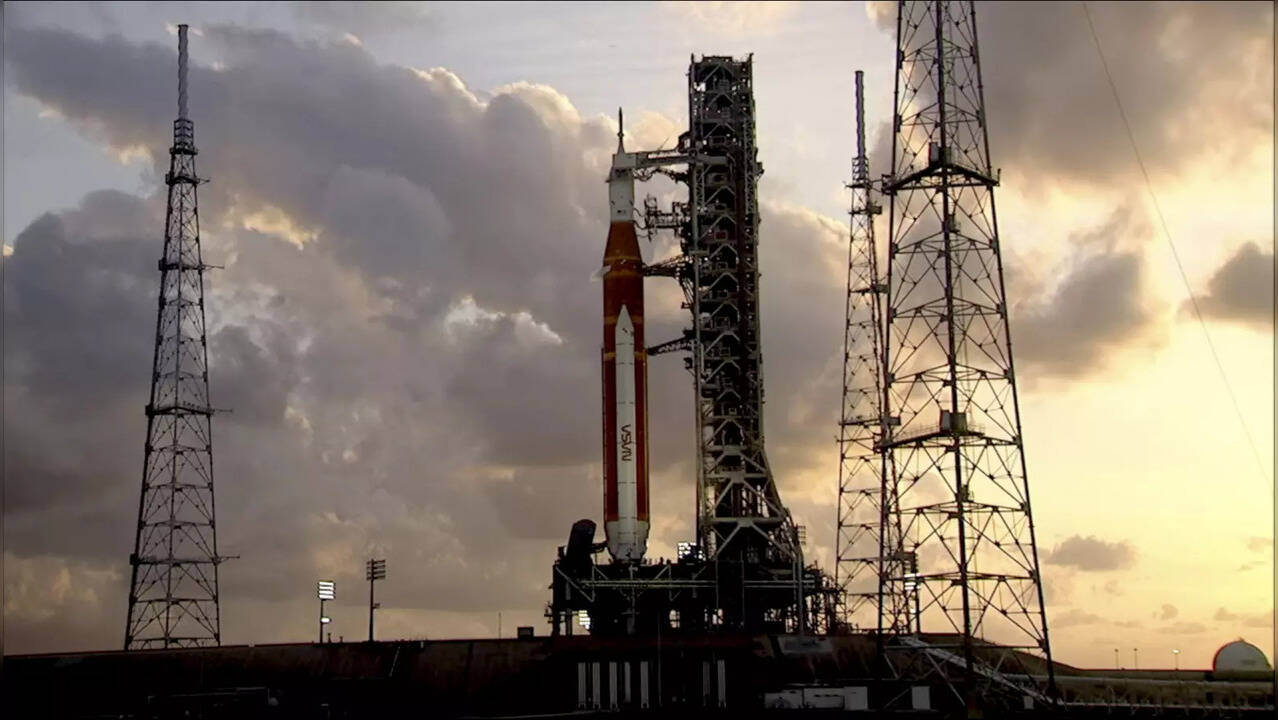 NASA completes crucial fuelling test of its Space Launch System (SLS ...