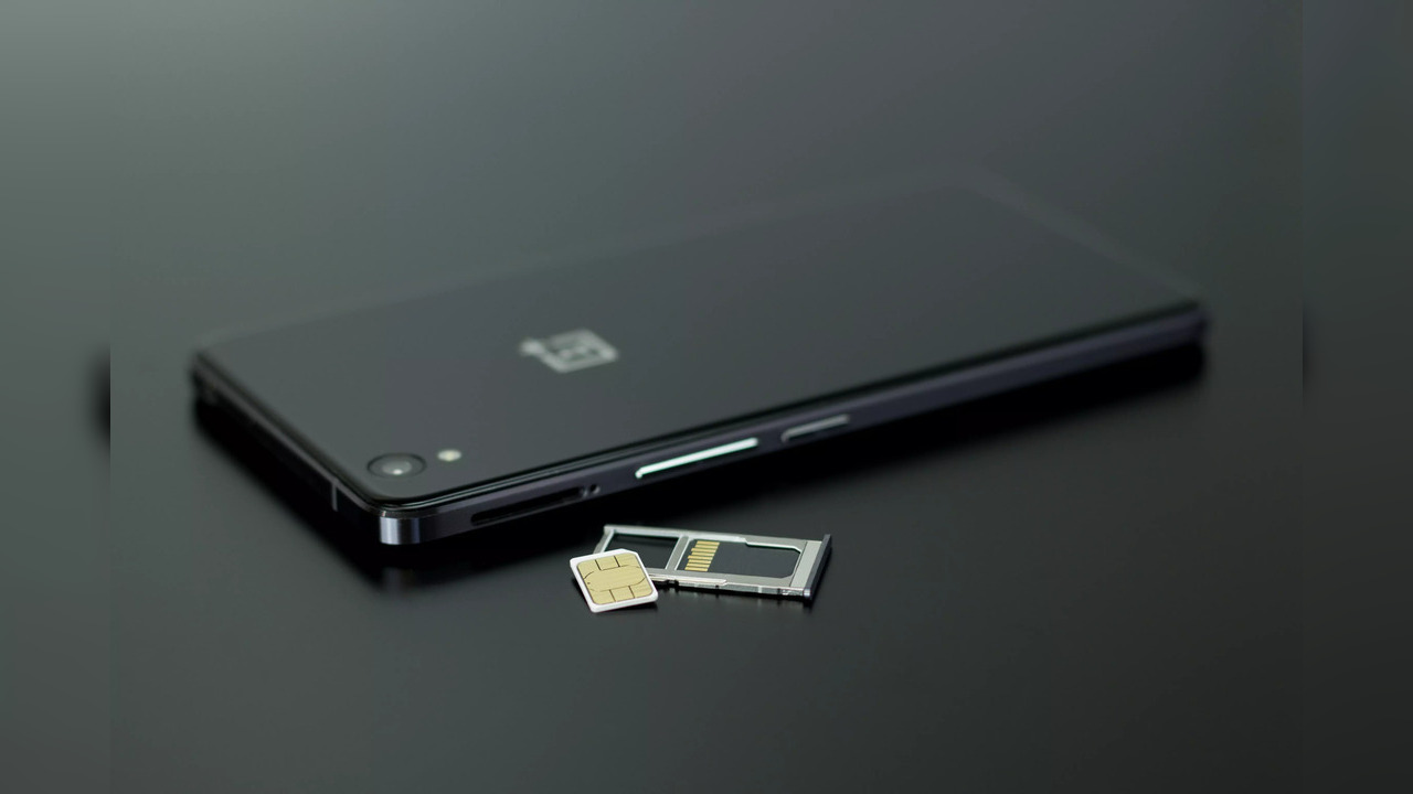 SIM card 'misuse': One vendor booked; over 1,000 others under scanner ...