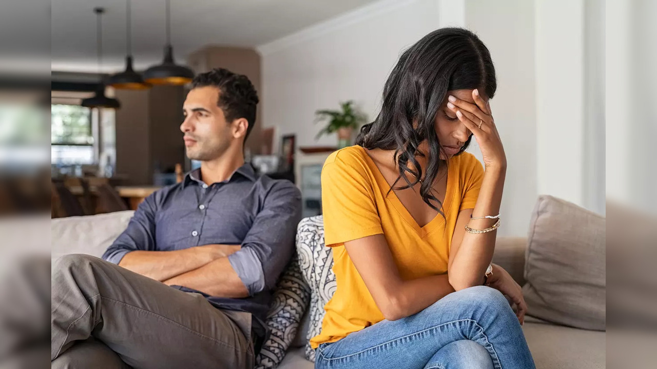 How to navigate a divorce emotionally? | Times Now