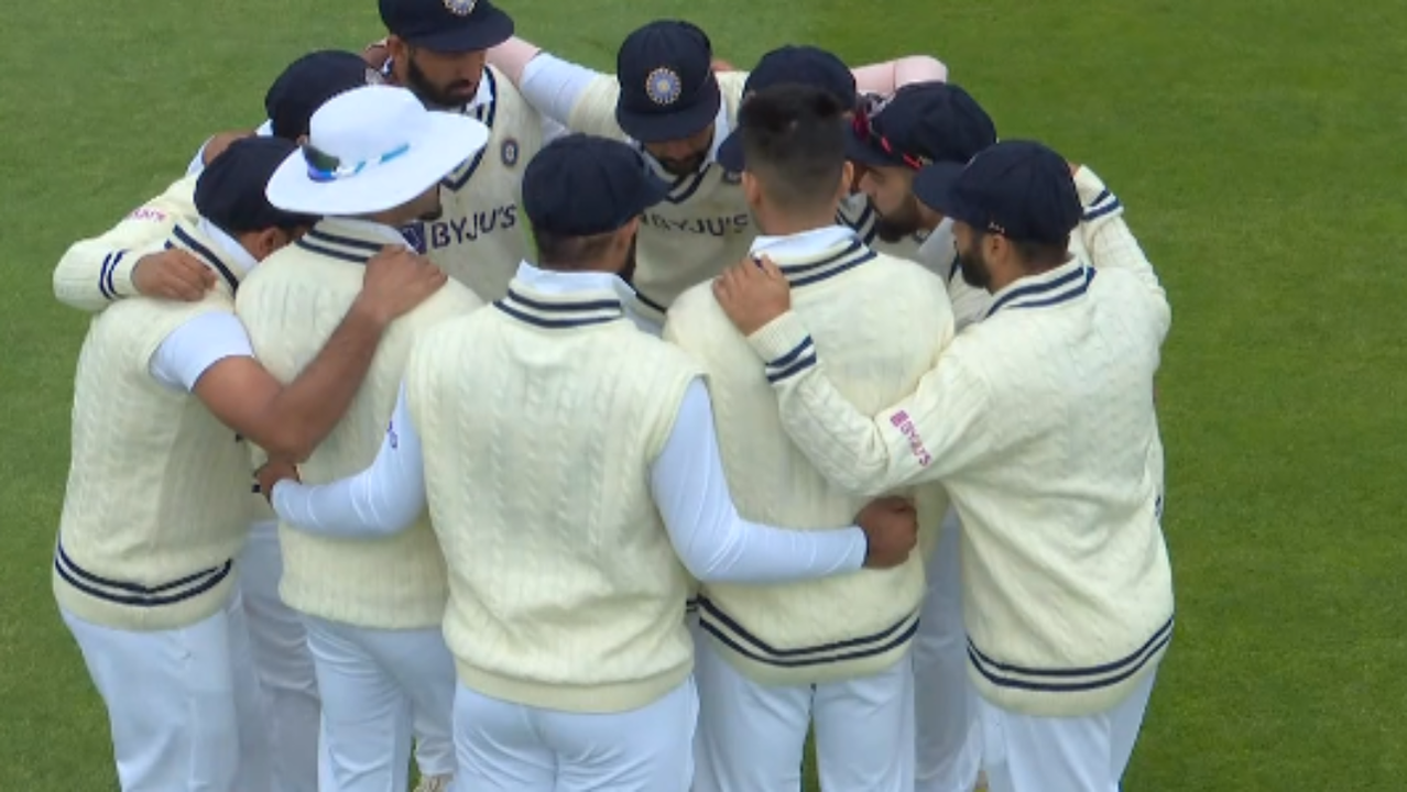 Watch: Ex-captain Virat Kohli gives team talk in Indian huddle before ...