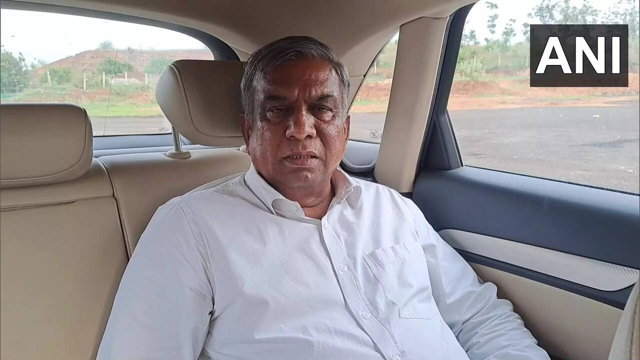 2002 Godhra train fire accused given life imprisonment under conspiracy ...