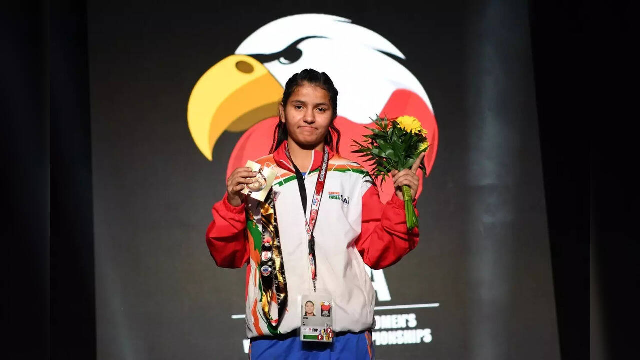 Indian boxers Alfiya Pathan and Gitika clinch gold medals at the ...