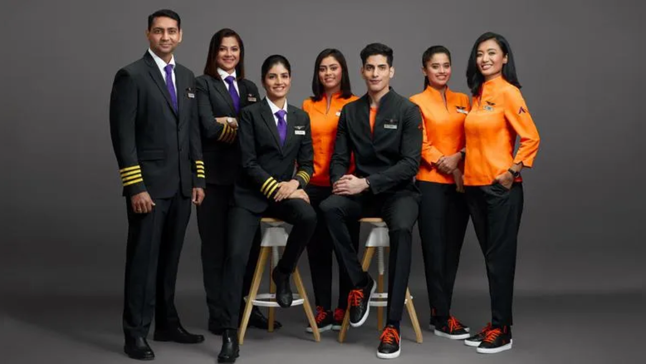 Jet Airways CEO reacts on Akasa Air unveiling first look of crew ...