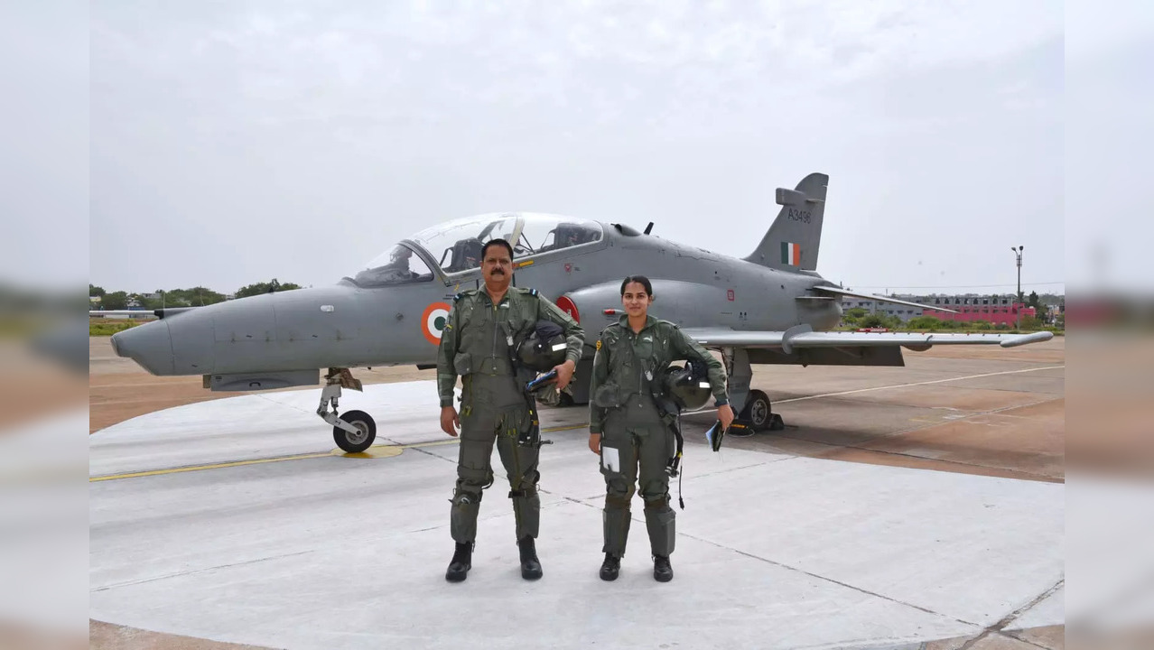 IAF officer, daughter create history by flying fighter jets together ...