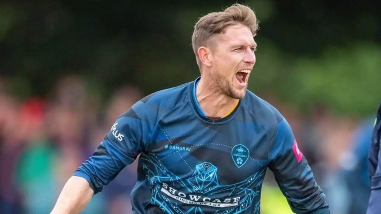 Economy of 20.5! Derbyshire's Matt McKiernan bowls most expensive 4 ...