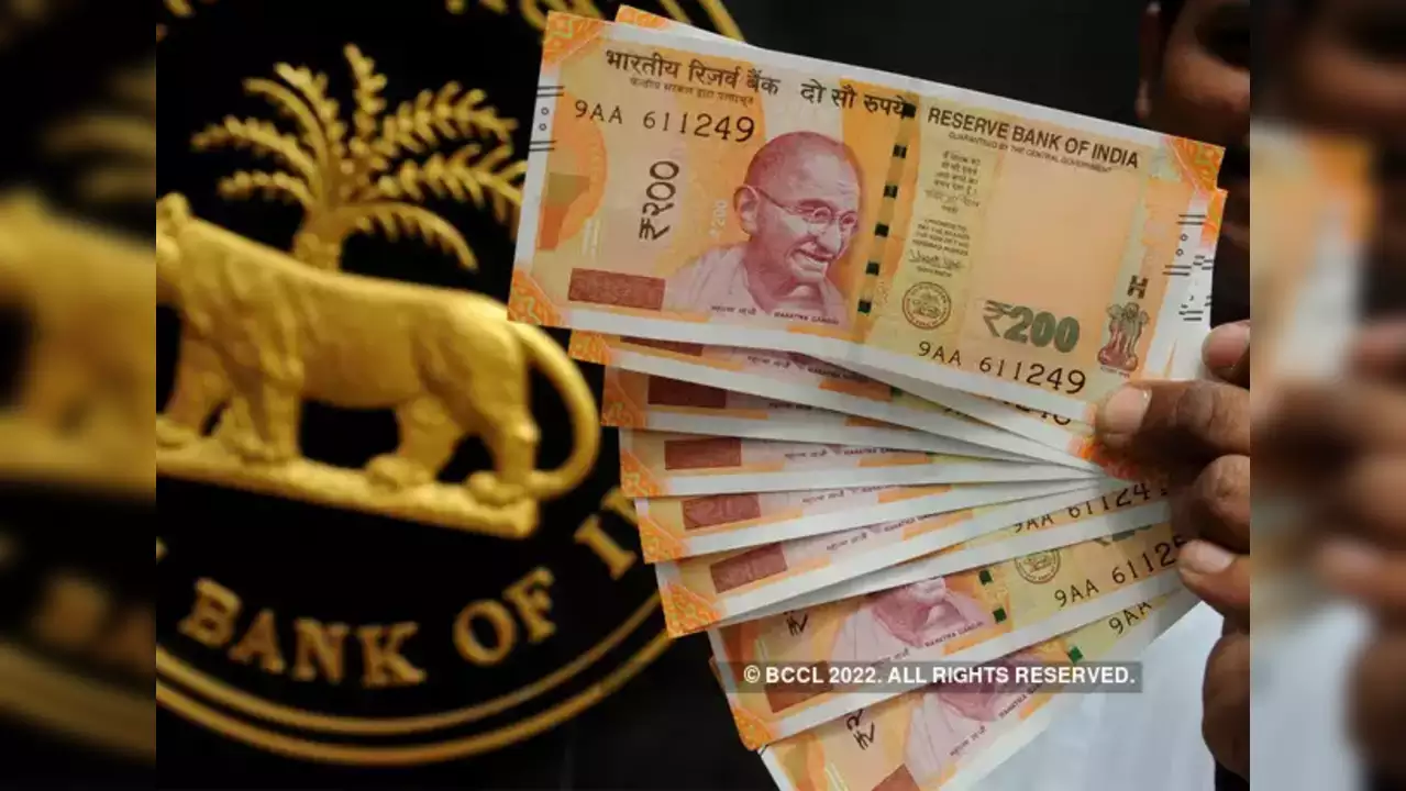 Rupee hits new historic closing low of 80.05 against US dollar ...