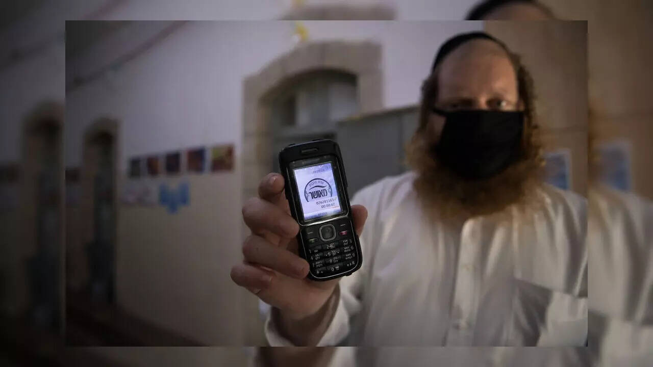 The kosher phone: Israel’s ultra-Orthodox shun technology but are ...