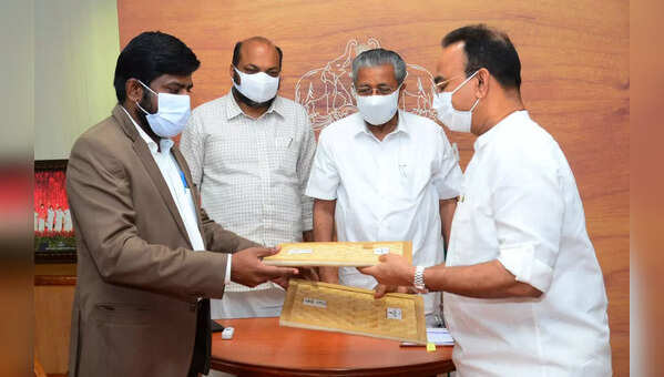KSIDC signs MoU with Muralya Dairy for Rs 100 cr Mega Dairy and ...