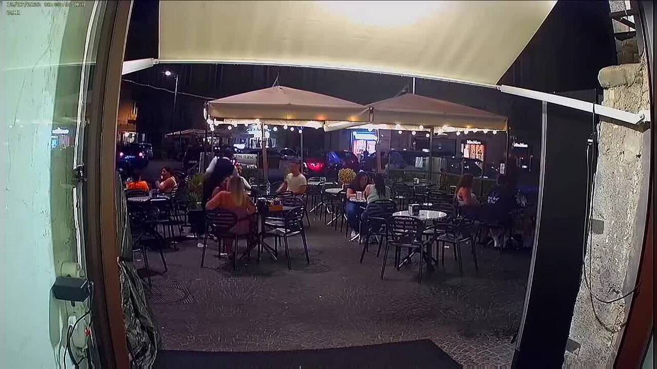 Viral video: Thieves steal watch at gunpoint, return it 7 minutes later ...