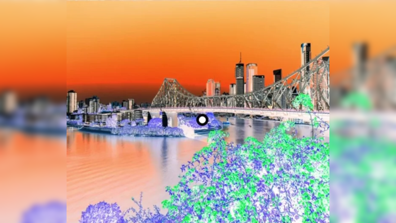 Baffling optical illusion tricks your mind into seeing the bridge in ...