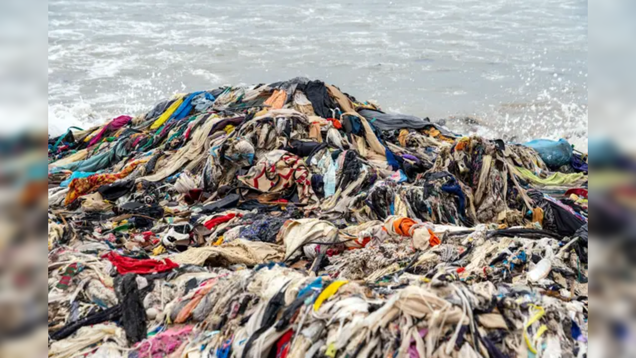 Mountains of discarded clothes are washing up on African beaches - know ...