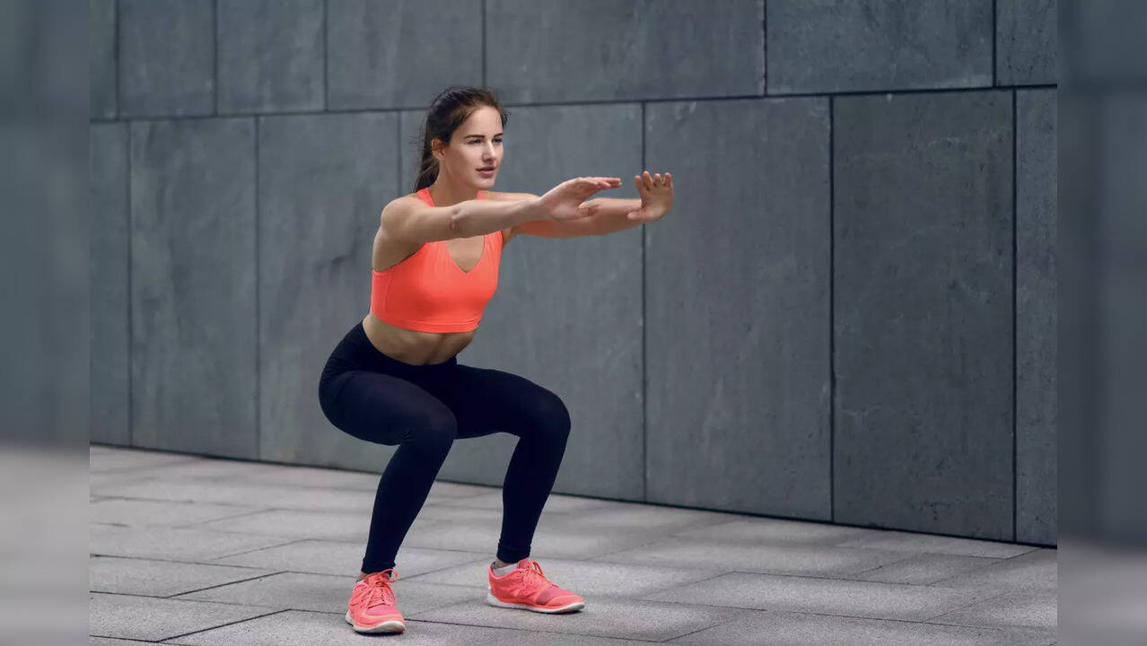 Leg workout: THESE 4 leg exercises that you can perform at home