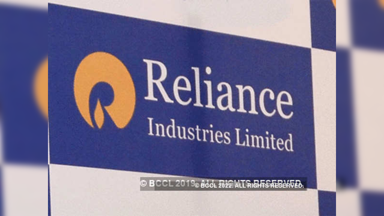 Relief to Reliance: Supreme Court tells Sebi to let company access ...