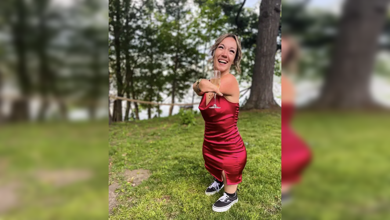 Woman born with one arm, half her legs wants to travel the world, 'live ...