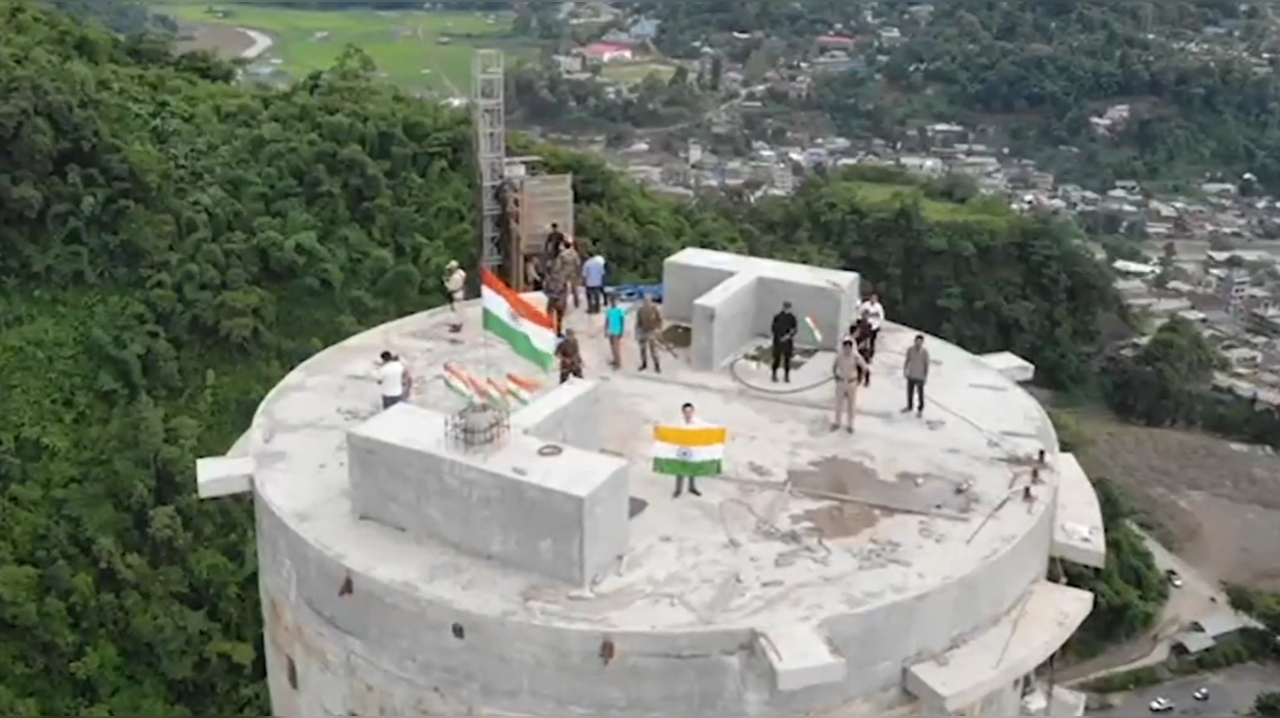 WATCH: Tricolour flies high at Manipur's Noney Bridge, world's tallest ...
