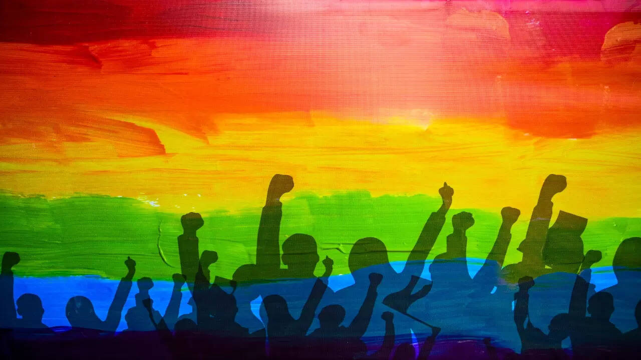 Singapore Will Decriminalize Sex Between Men Prime Minister Says In