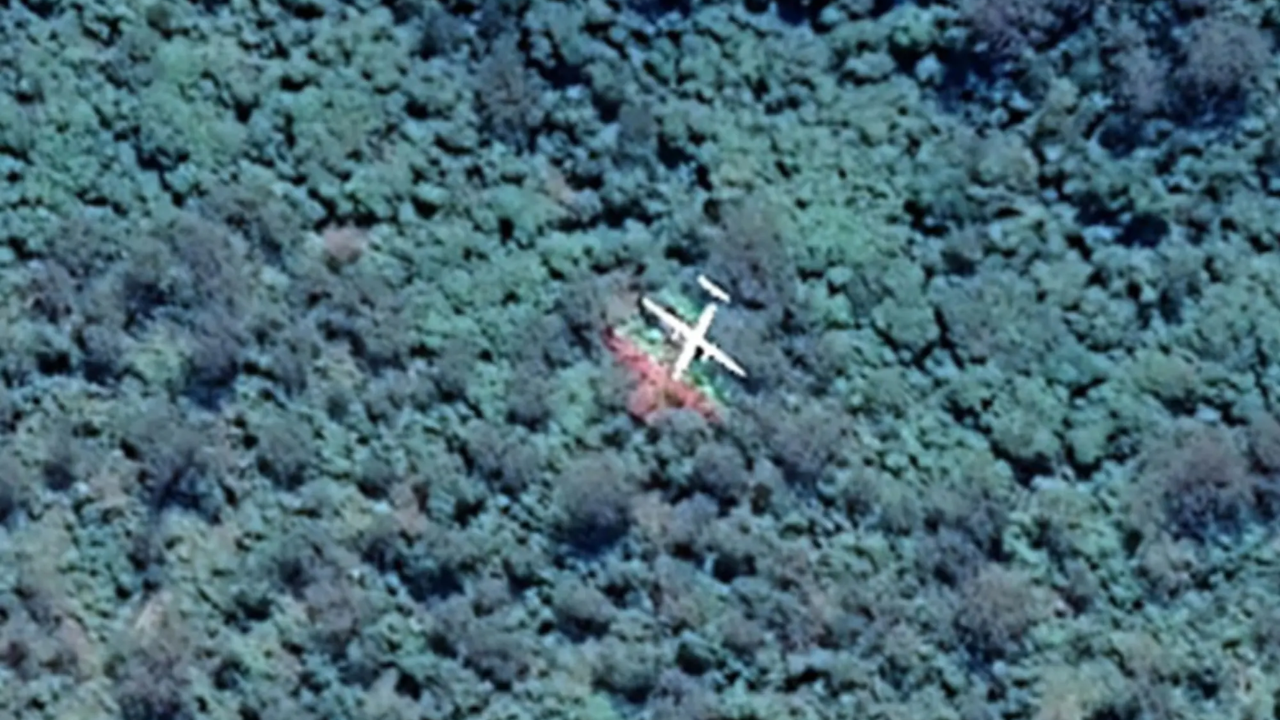 Google Maps users spot 'ghost' plane in the Australian rainforest ...