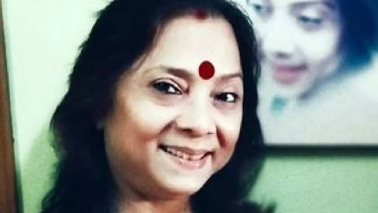 Bengali actress Ananya Chatterjee dies due to lung infection, Joyjit ...