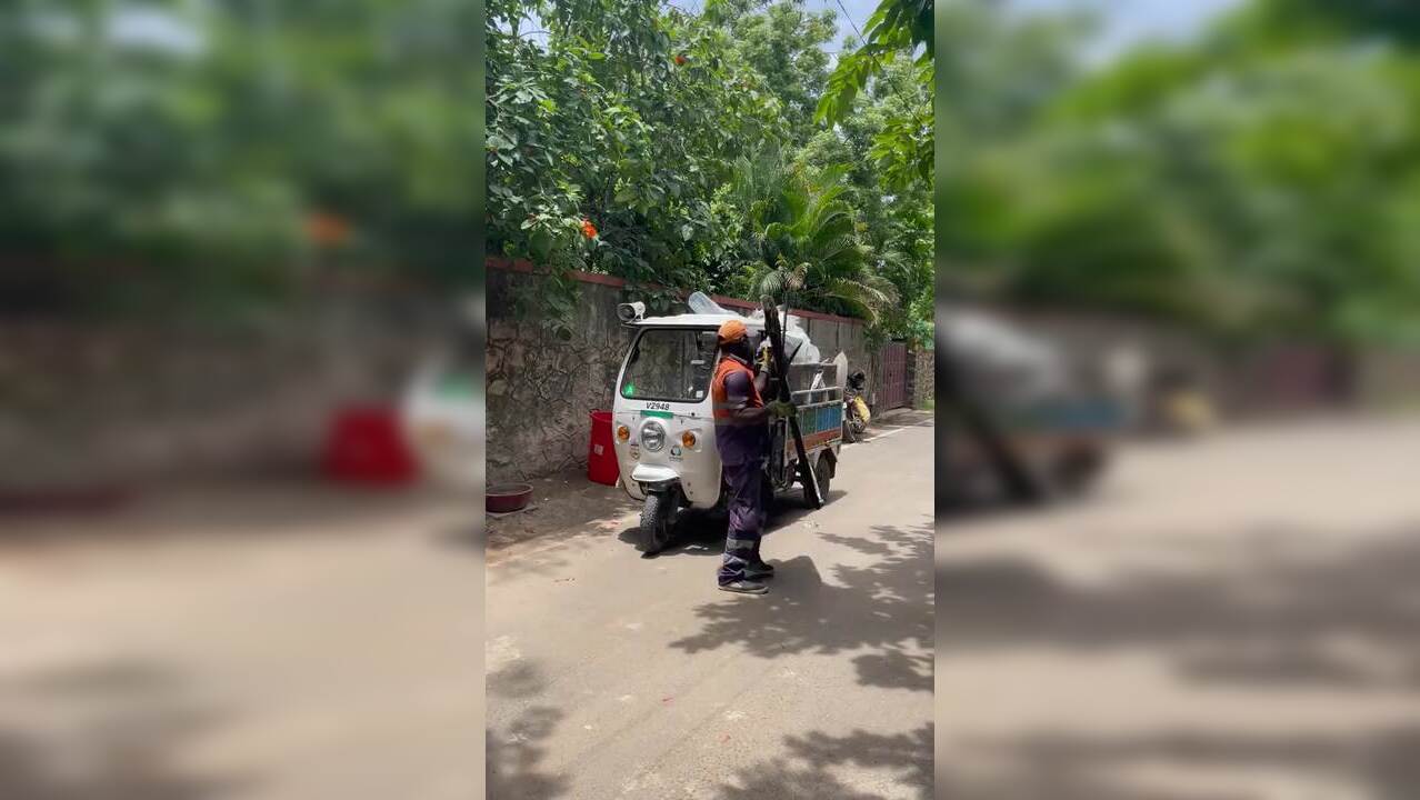 Viral video: Chennai's 'kutty' battery-operated garbage collection van ...